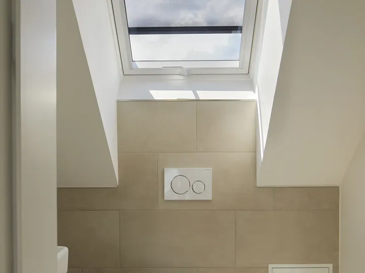 WC unter der Dachschräge: Ratgeber | VELUX Magazin